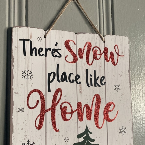Holiday | Nwt Glittered Theres Snow Place Like Home Wooden Decor Sign ...